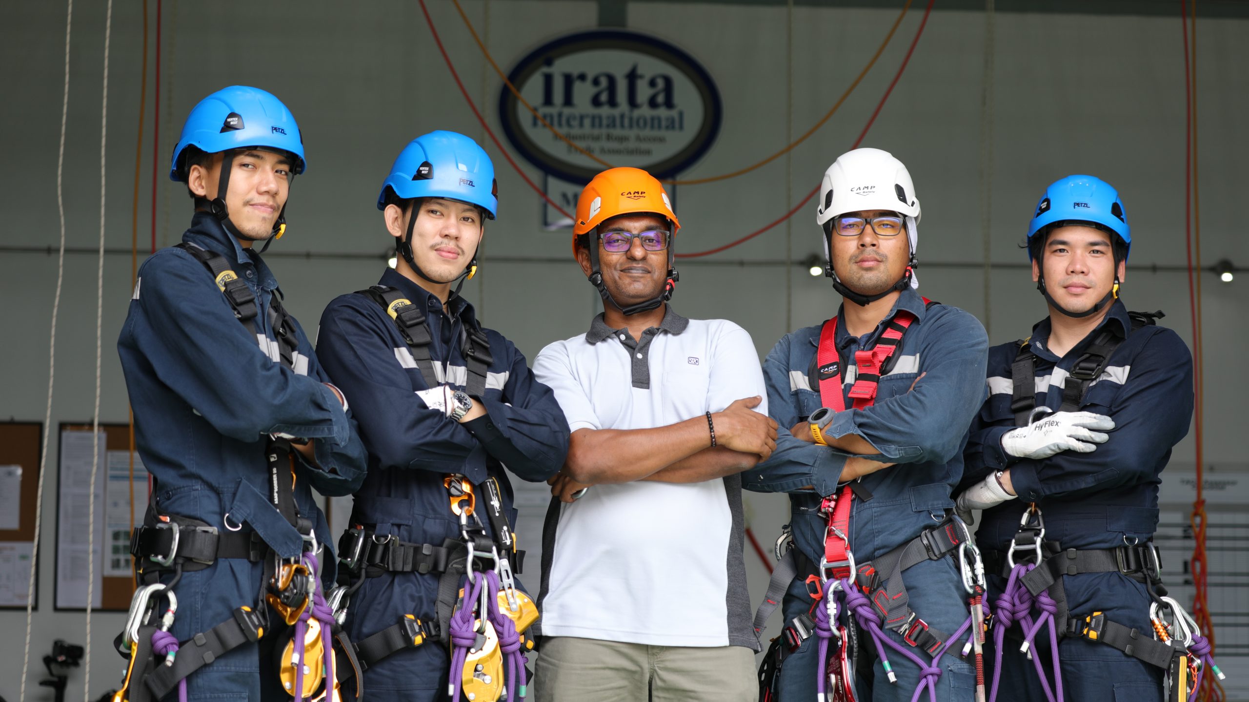 SIWA TESTING | Gallery Style Condensed