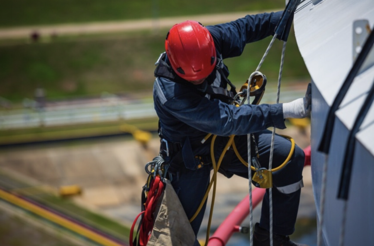 SIWA TESTING | On/Offshore Rope Access Services
